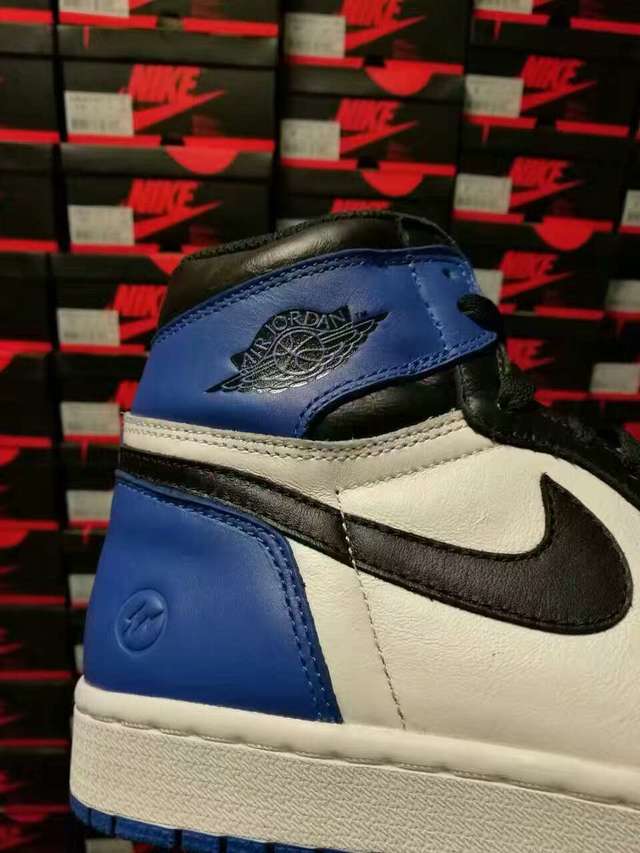 aj1闪电蓝,(第3页)_大山谷图库