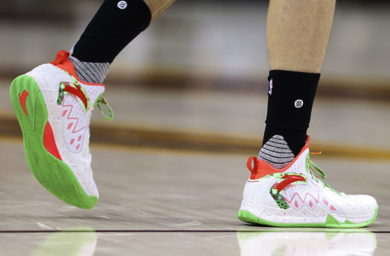 安踏kt2,代言安踏背心图,安踏白鞋(第2页)_大山谷图库